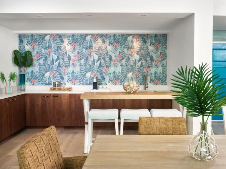 Jimmy Buffett Presidential Suite 04 - Wet Bar (Custom) - Gateways Pesach